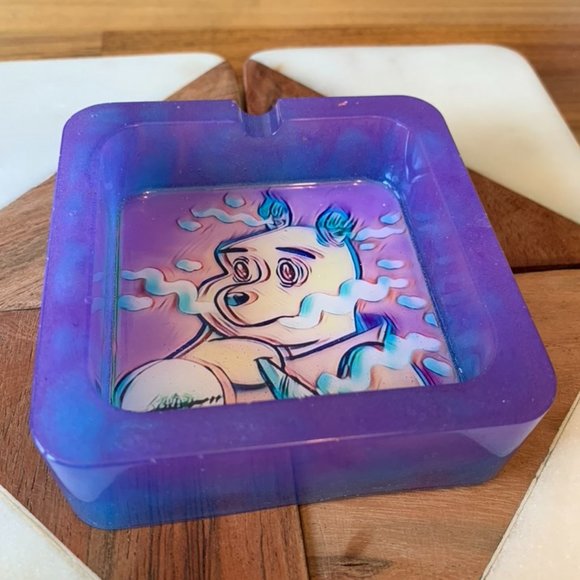 Granddessipurpp | Other | Trippy Winnie The Pooh Ashtray | Poshmark